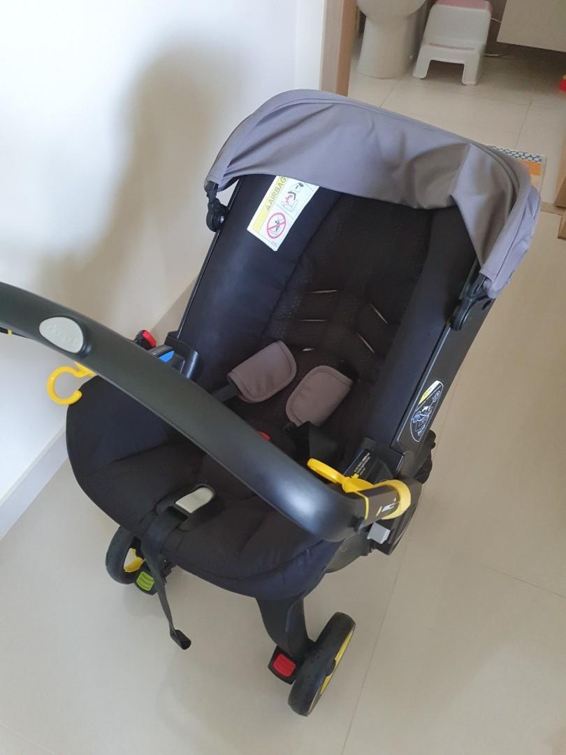 DOONA stroller+Isofix base ONE YEARS OLD, Babies & Kids, Going Out ...