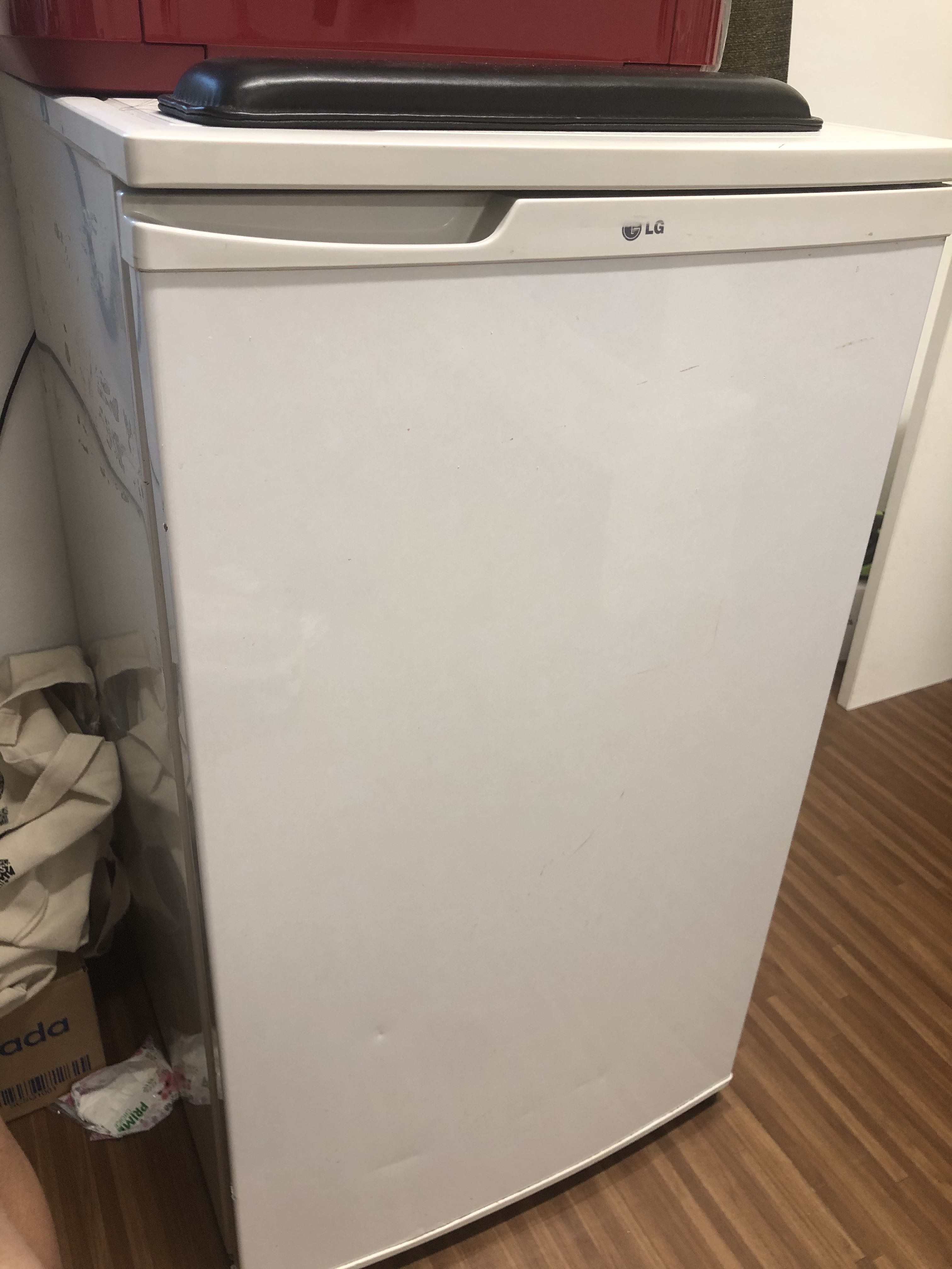 LG Mini Fridge, TV & Home Appliances, Kitchen Appliances, Refrigerators ...