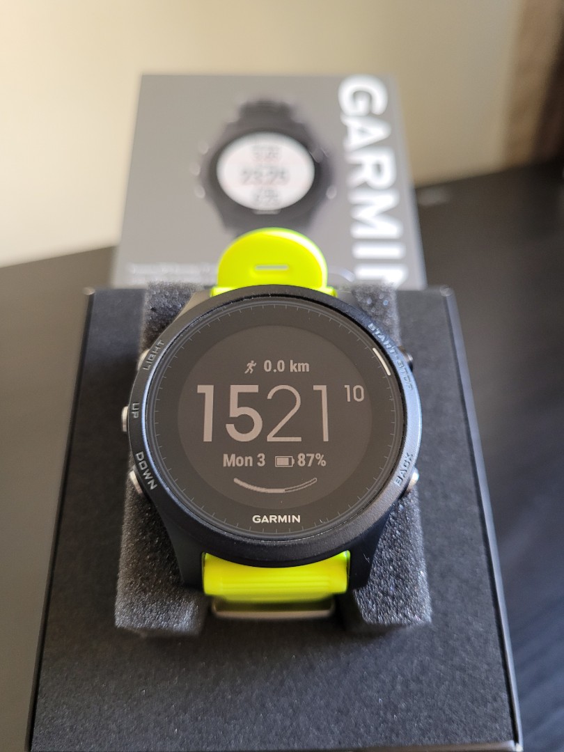 Garmin Forerunner 935, Mobile Phones & Gadgets, Wearables & Smart ...