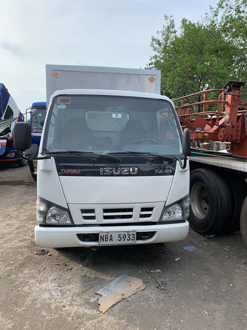 Isuzu aluminum Van 4W 10ft local, Special Vehicles, Heavy Vehicles on ...