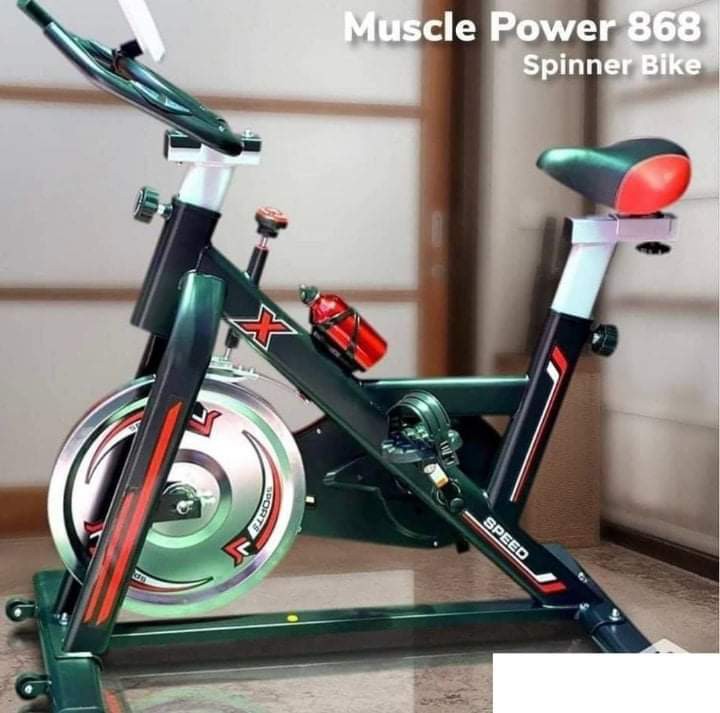 Muscle power spinning bike, Sports Equipment, Exercise & Fitness ...