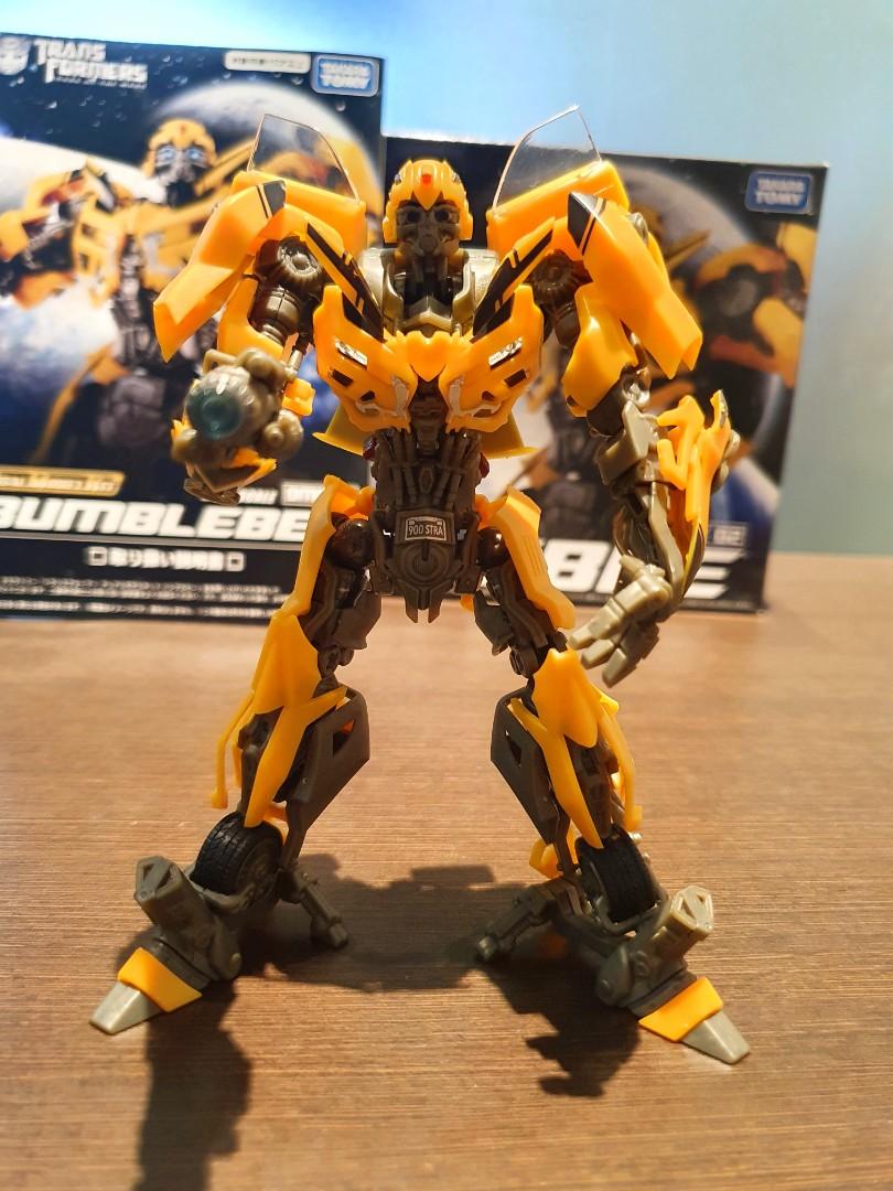 Takara Tomy Transformers Dual Model Kit DMK02 Bumblebee, Hobbies & Toys ...