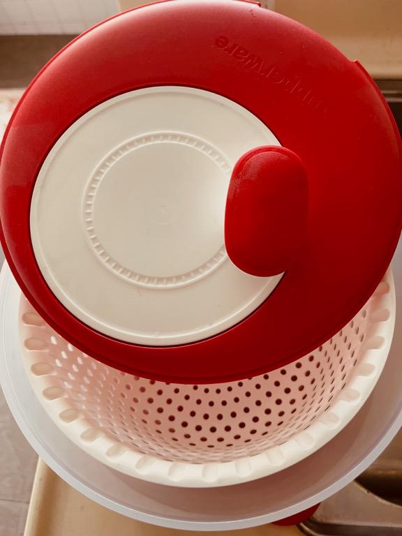 Tupperware Salad Spinner, Furniture & Home Living, Kitchenware ...