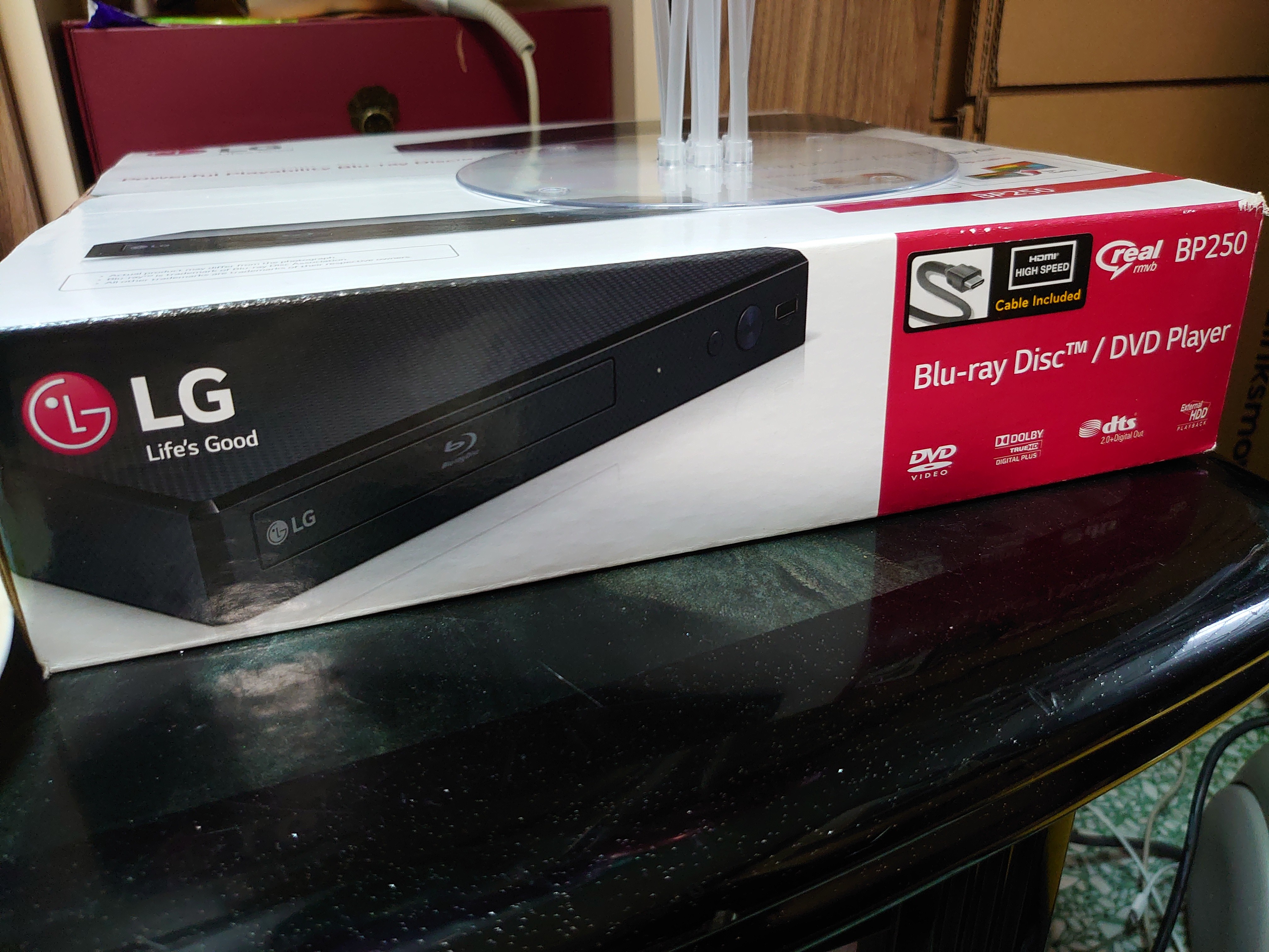 全新 LG BP250 Bluray 機, 家庭電器, 電視 & 其他娛樂, 藍光及播放器 - Carousell