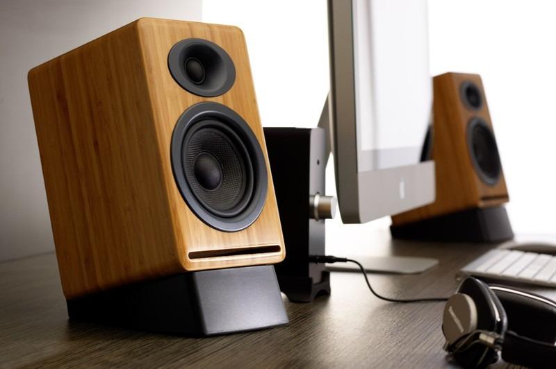 Audioengine DS2 Large Stands (for P4/A5+), 音響器材, 可攜式音響設備 - Carousell