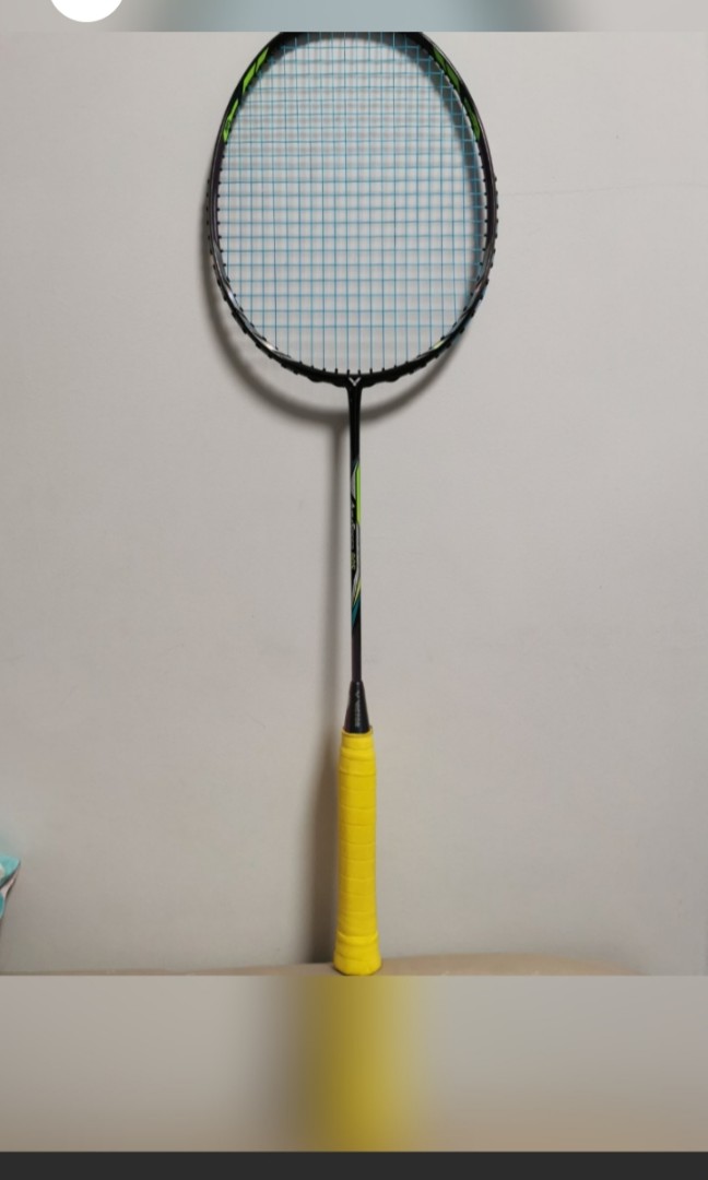 Auraspeed 90s Badminton racket (Victor, Yonex, Li ning, Astrox), Sports ...