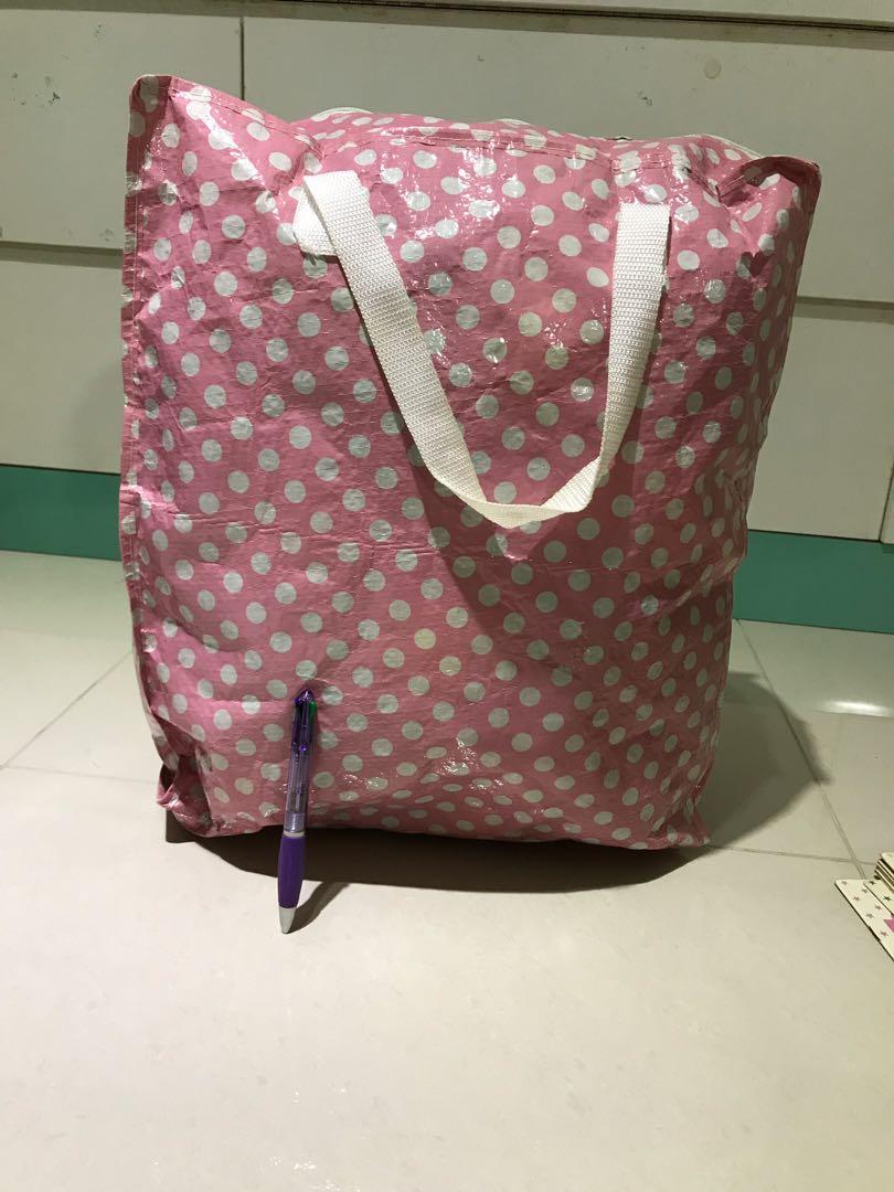 (Include doorstep delivery) Balls for ball pit, Hobbies & Toys, Toys ...