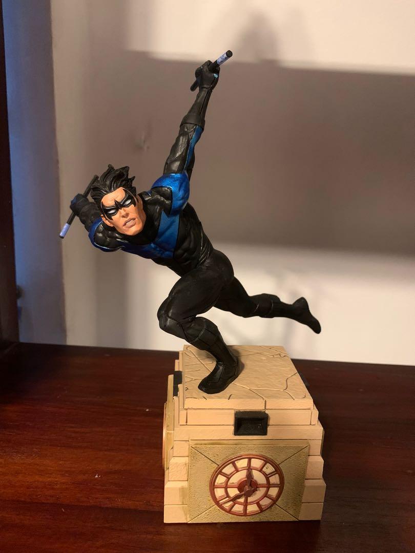DC Nightwing diamond select gallery statue (no box), Hobbies & Toys ...