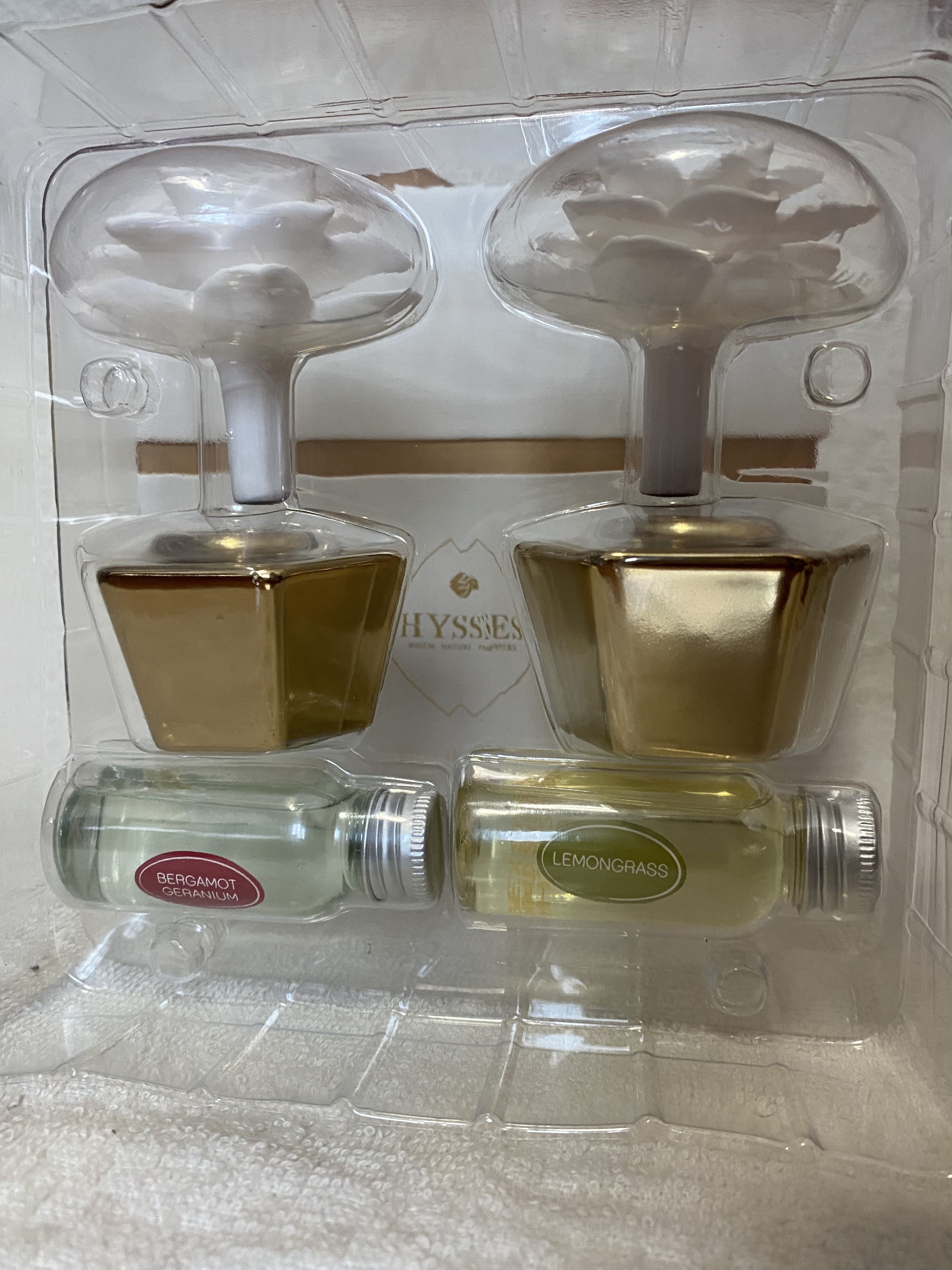 Hysses clay diffuser, Furniture & Home Living, Home Fragrance on Carousell