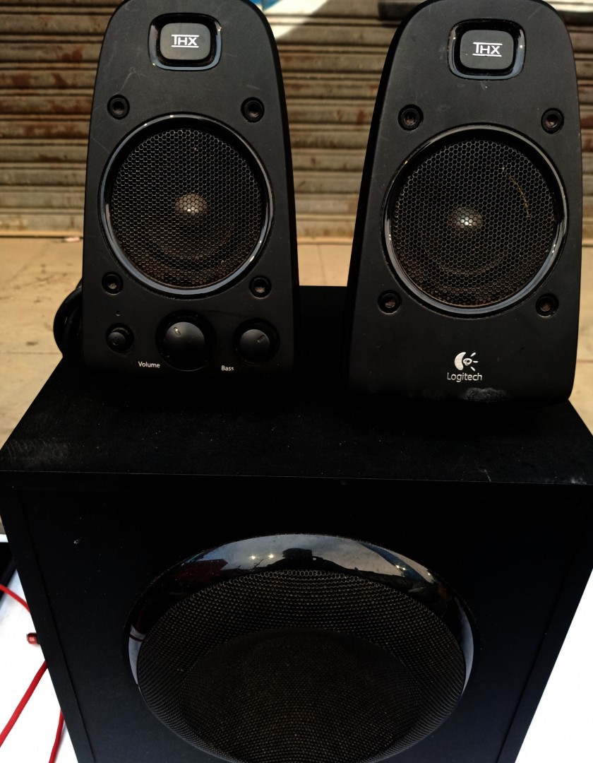 Logitech Z263, Audio, Soundbars, Speakers & Amplifiers on Carousell