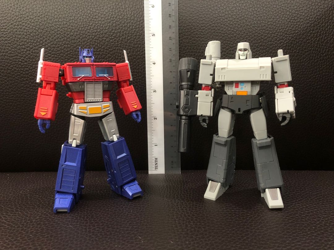 MAGIC SQUARE 3rd Party Transformers Optimus Prime and Megatron Set ...