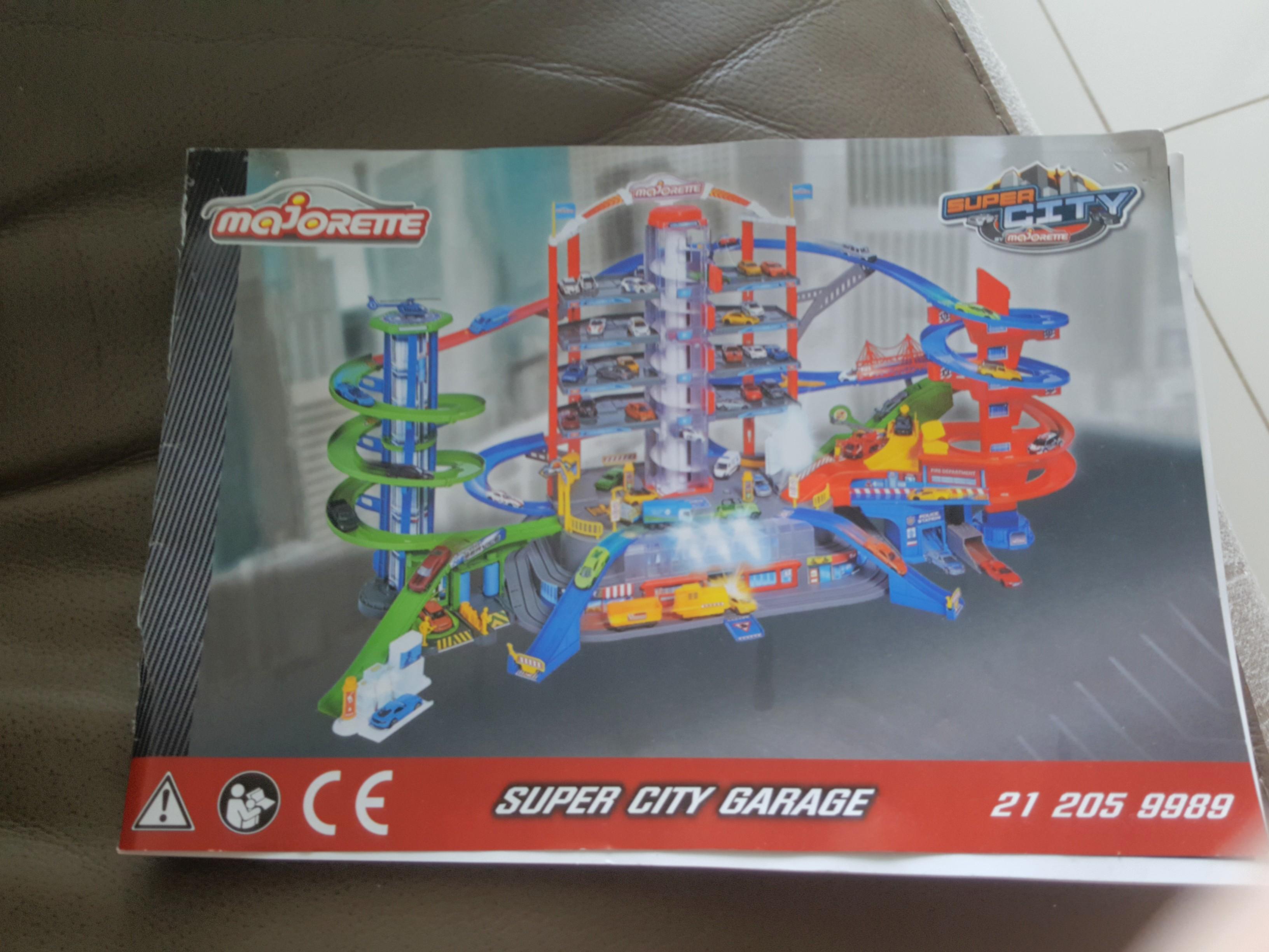 Majorette Super City Garage, Hobbies & Toys, Toys & Games on Carousell