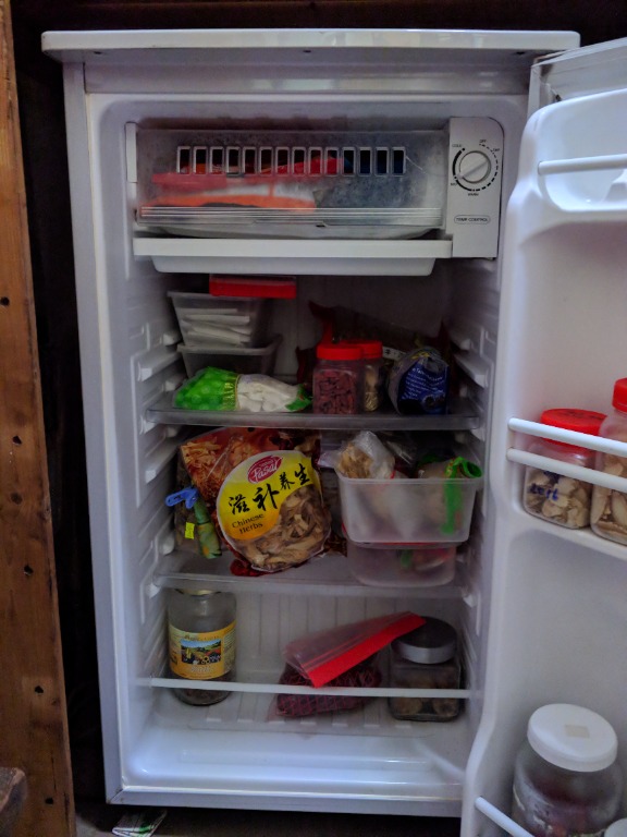 Samsung 110L Refrigerator Fridge (SRG 118), TV & Home Appliances ...
