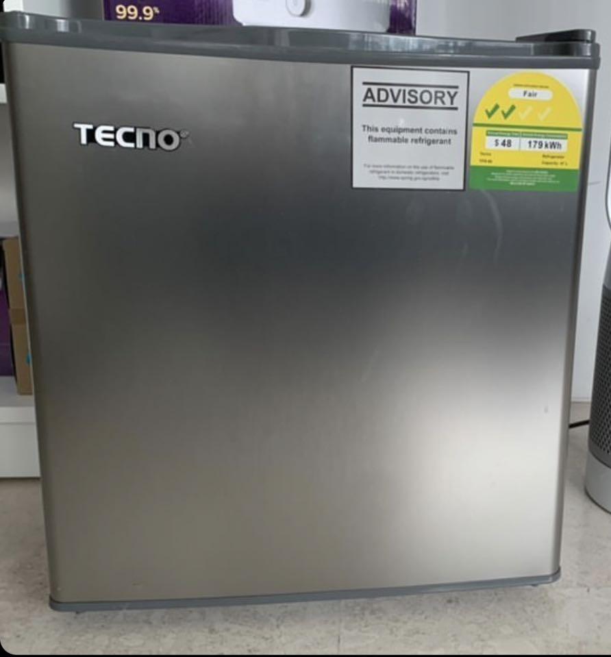 Tecno mini bar fridge, TV & Home Appliances, Kitchen Appliances ...