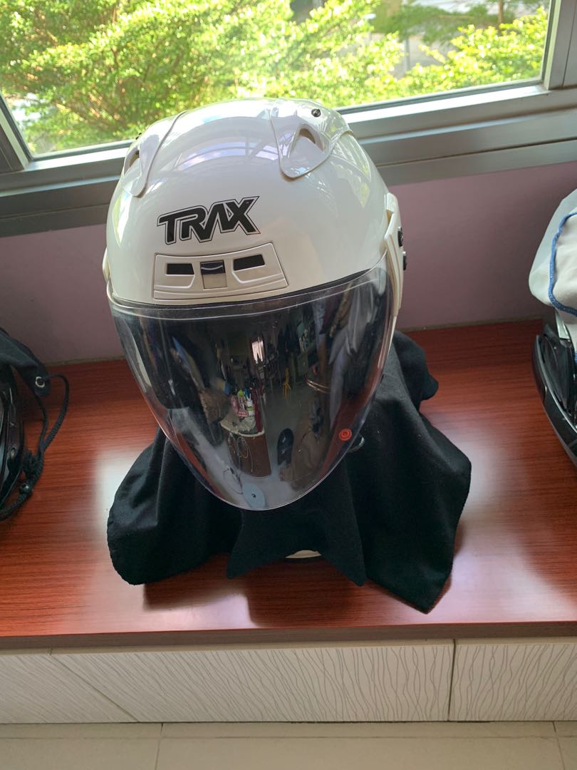 TRAX helmet XL, Motorcycles, Motorcycle Accessories on Carousell