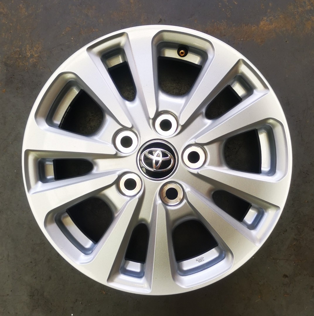 Used 15" Original Toyota Rims, Car Accessories, Tyres & Rims on Carousell