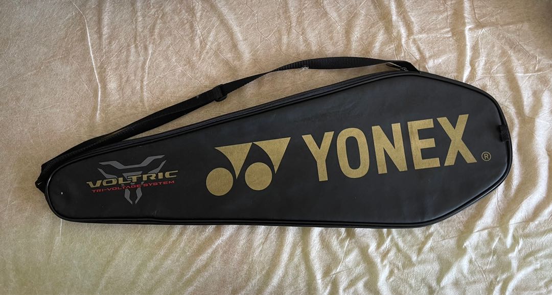 Yonex badminton case, Sports Equipment, Other Sports Equipment and ...