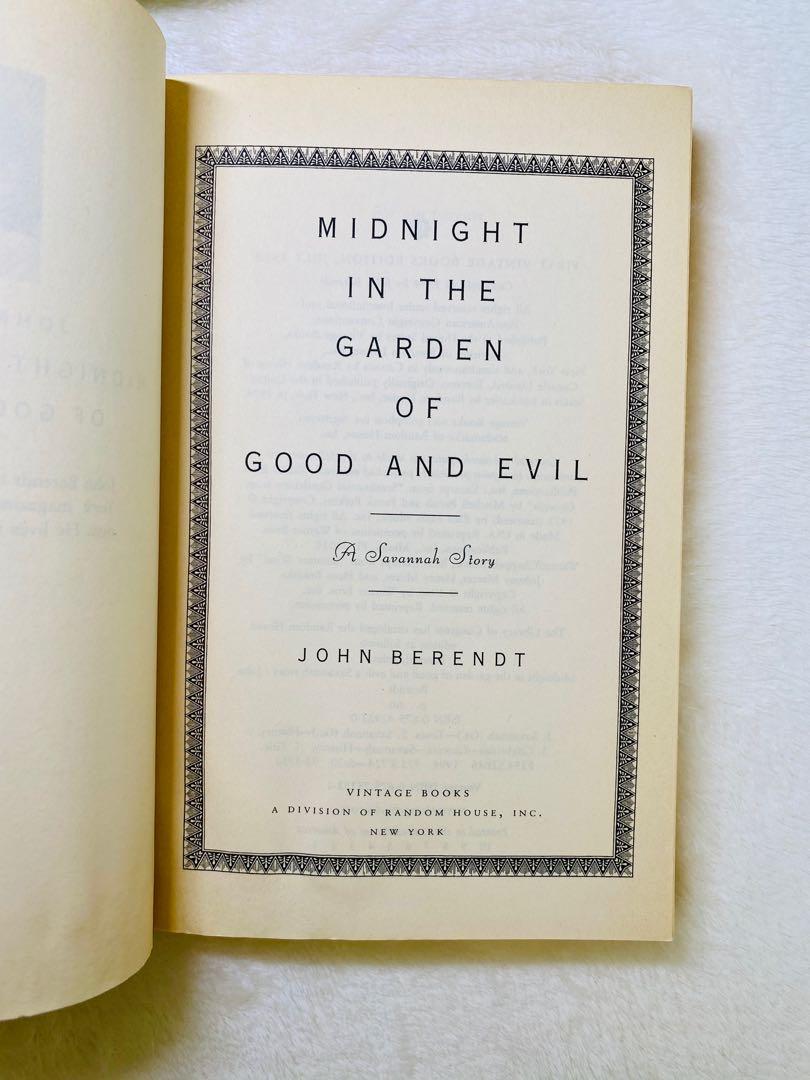 Midnight in The Garden of Good and Evil by John Berendt, Hobbies & Toys ...