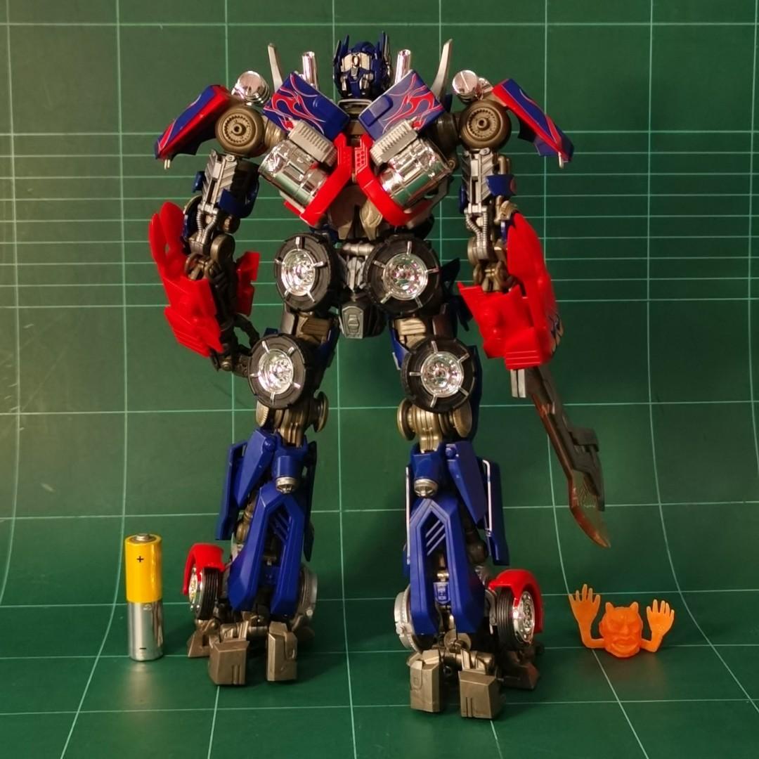 TAKARA TOMY DMK01 OPTIMUS PRIME, Hobbies & Toys, Collectibles ...