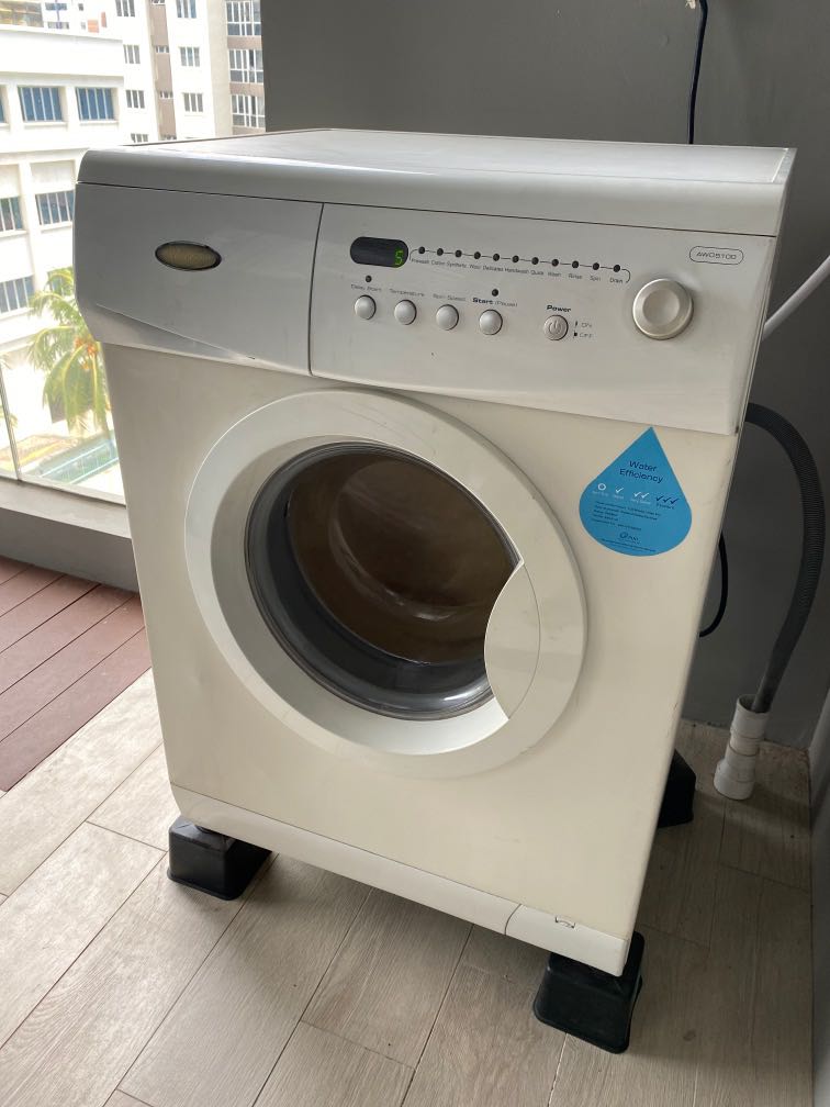 Whirlpool front load washer (5kg) AW05100, TV & Home Appliances ...