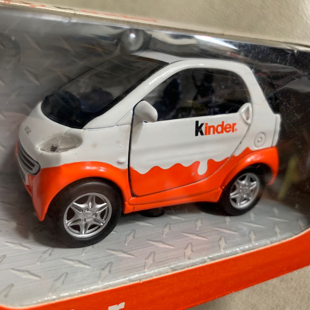 全新 KINDER 出奇蛋 x Maisto Smart Car 車模 1/33, 興趣及遊戲, 玩具 & 遊戲類 - Carousell