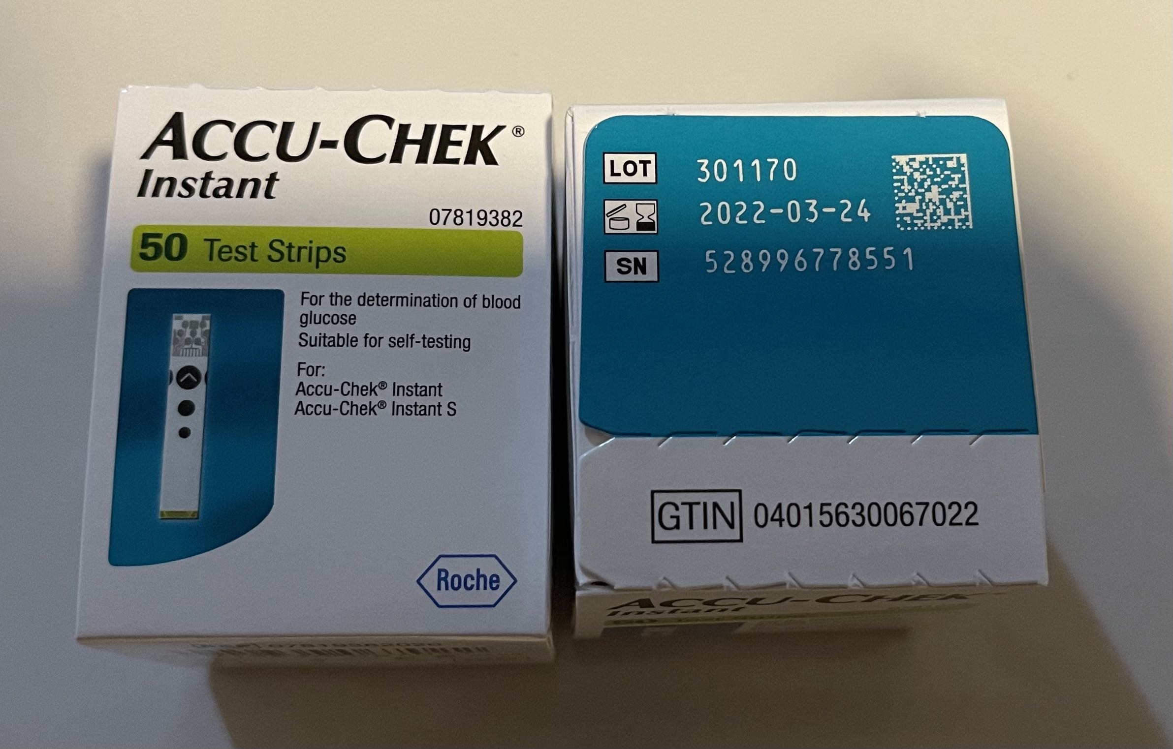 Accu Chek Instant Test Strips, Health & Nutrition, Health Monitors ...