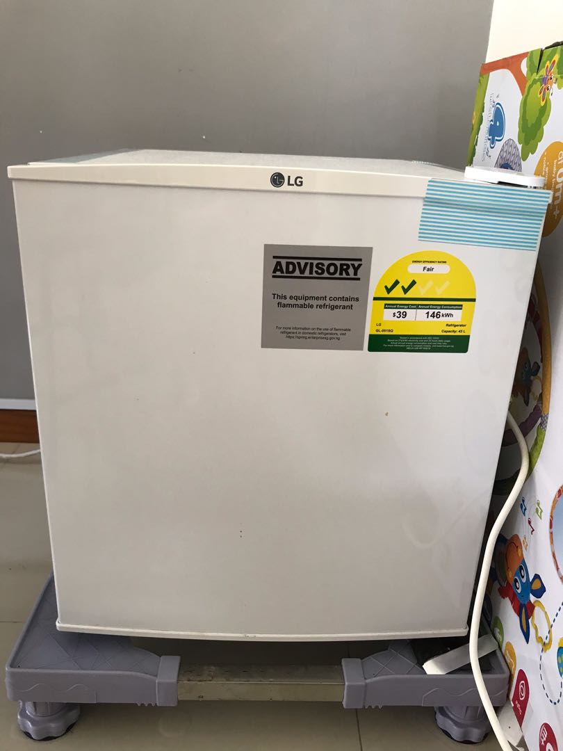 LG mini bar fridge, TV & Home Appliances, Kitchen Appliances ...