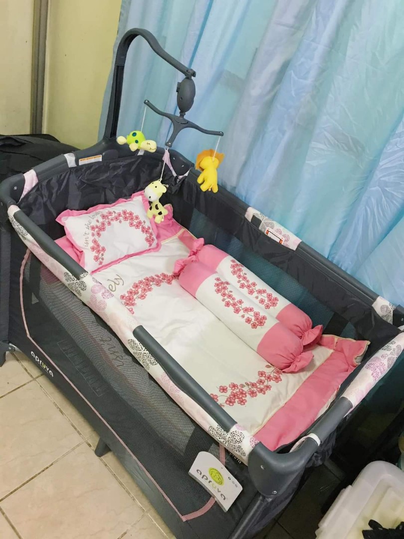 Apruva Crib and Play Pen with Diaper Changing Deck, Babies & Kids, Baby ...