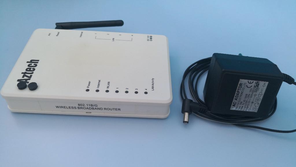 Aztech router, WIFI access point, 4 ports switch, Computers & Tech ...