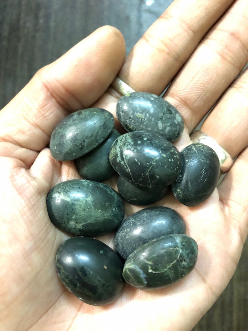 batu panah petir - Karen Robertson