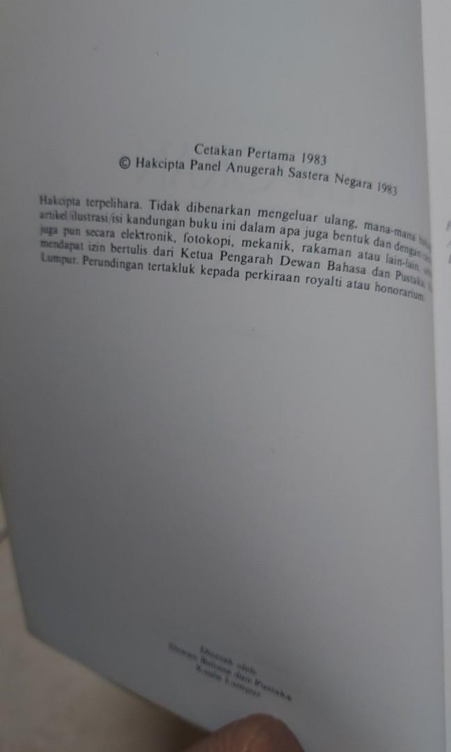 Buku Laporan Panel Anugerah Sastera Negara 1983 beserta tandatangan ...