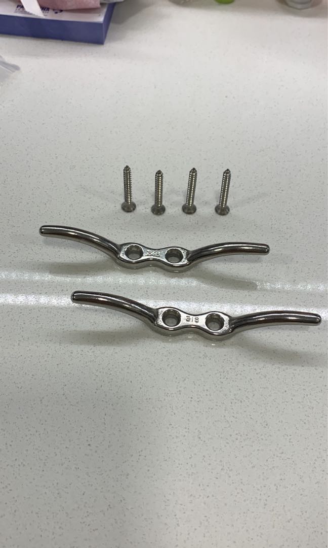 Cleat for wire, rope, act as hook!, Everything Else on Carousell
