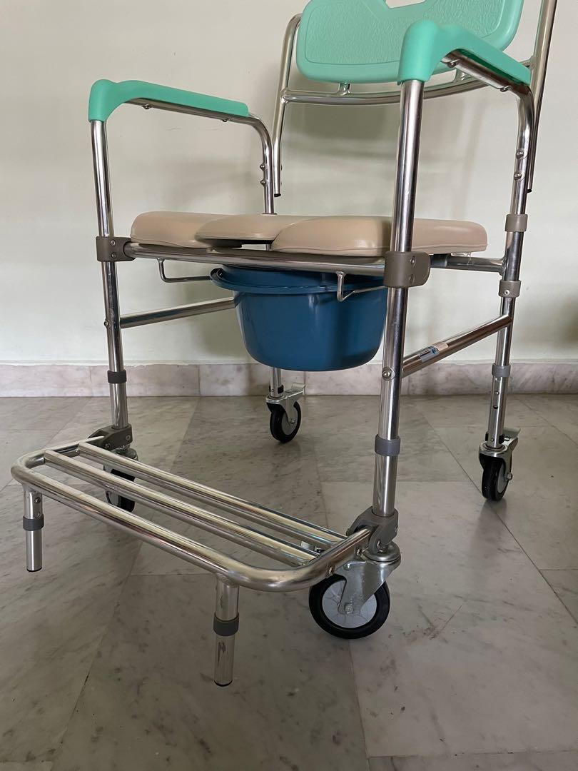 Commode Chair for Elderly and Disabled Portable Wheelchair Toilet ...