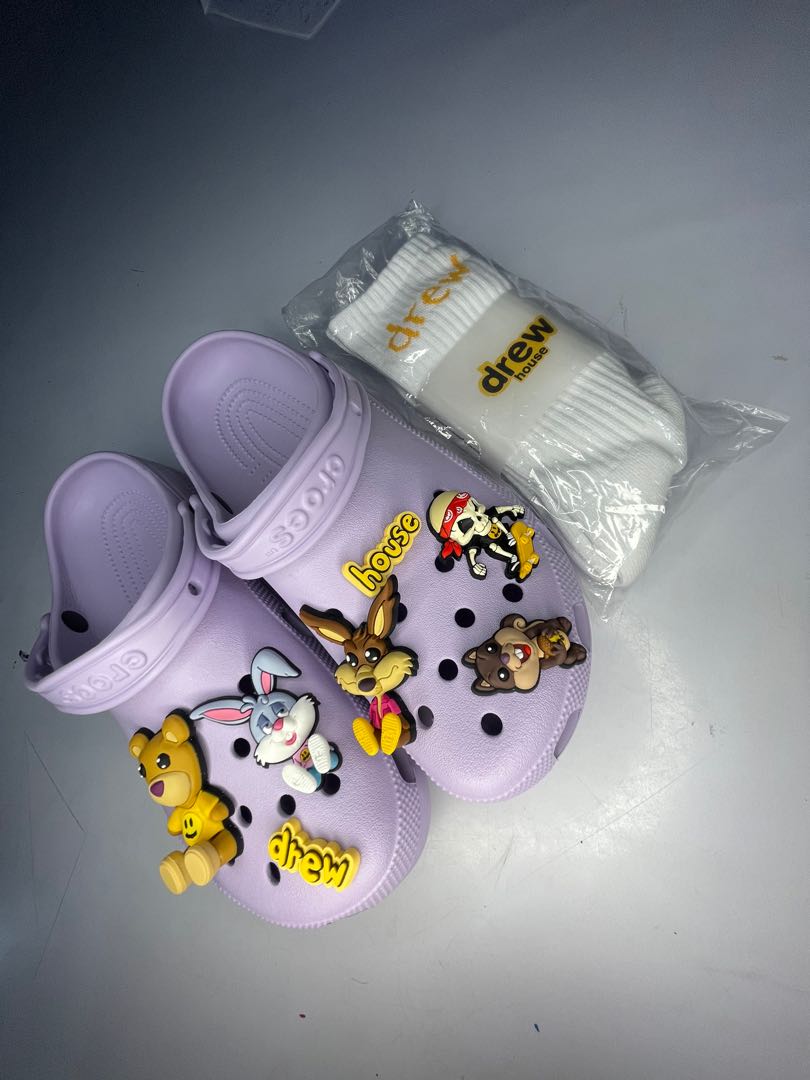 Drew x crocs v2, Men's Fashion, Footwear, Slippers & Slides on Carousell