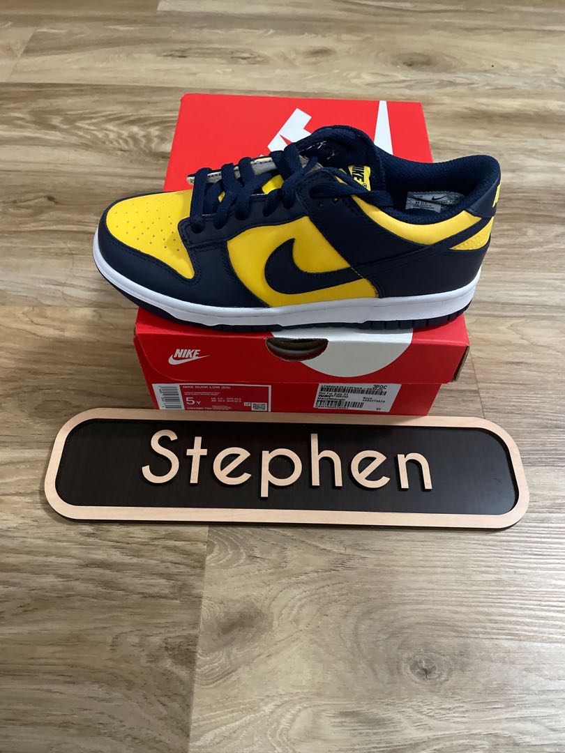 Dunk low michigan gs, Men's Fashion, Footwear, Sneakers on Carousell