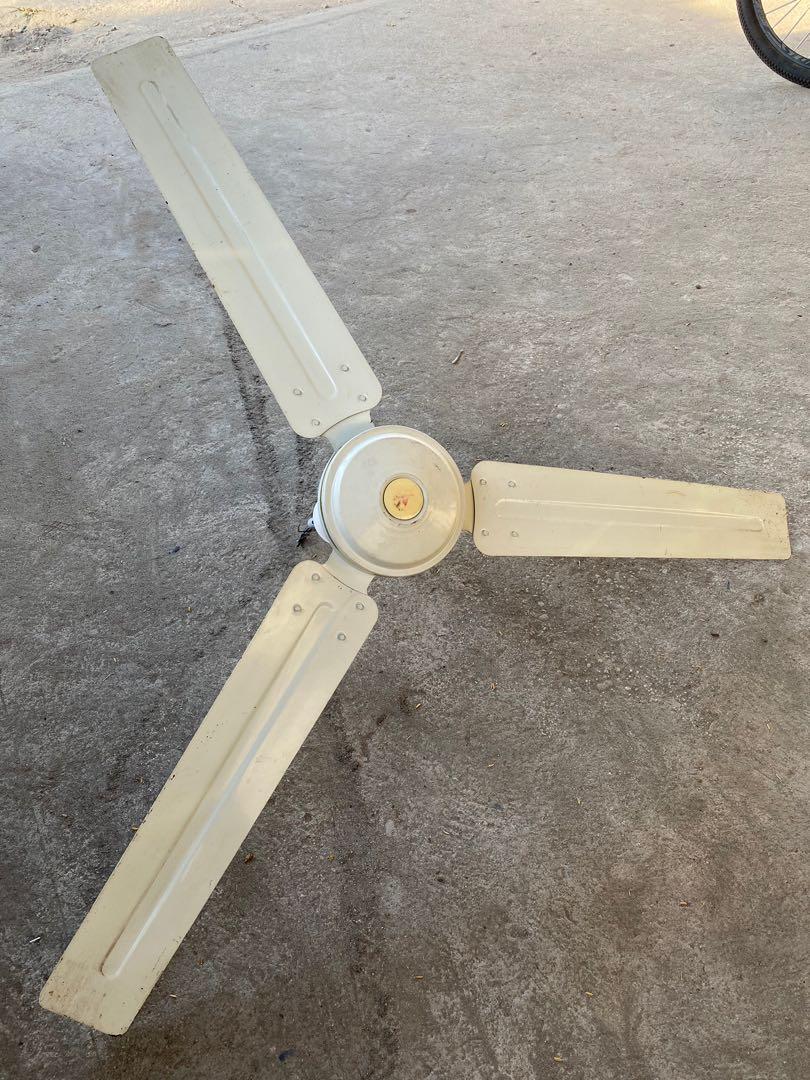 Hanabishi Ceiling Fan, Furniture & Home Living, Lighting & Fans, Fans ...
