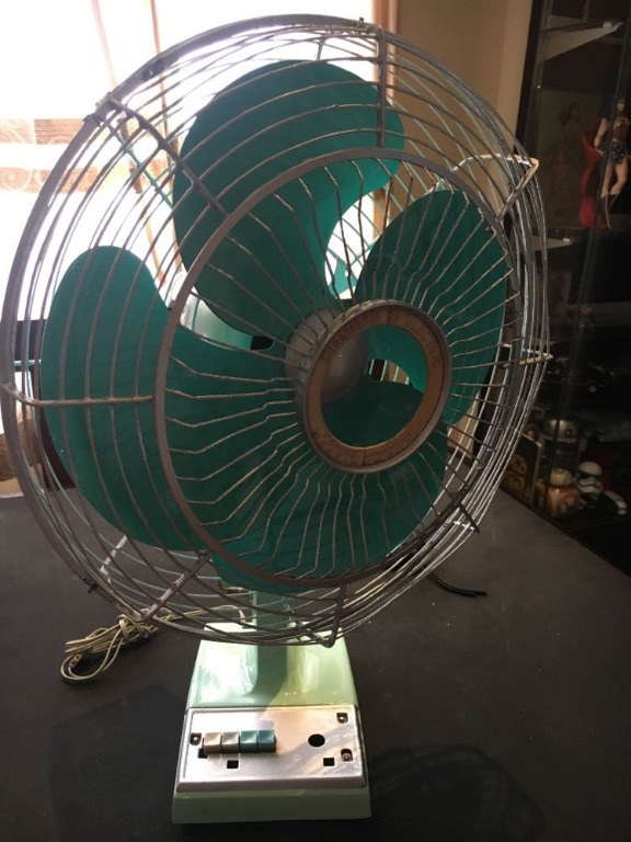 Tatung Desk Fan (Standard Fan), Hobbies & Toys, Memorabilia ...