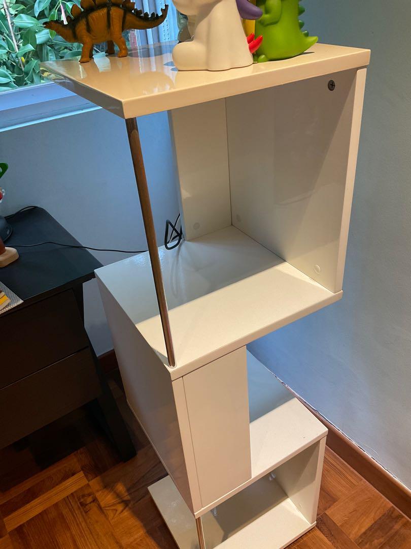 Turning display shelves, Furniture & Home Living, Furniture, Shelves ...