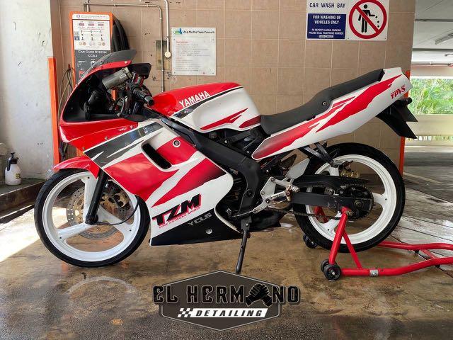 Yamaha TZM Bike Wash / Motorcycle Detailing, Motorcycles, Motorcycle ...