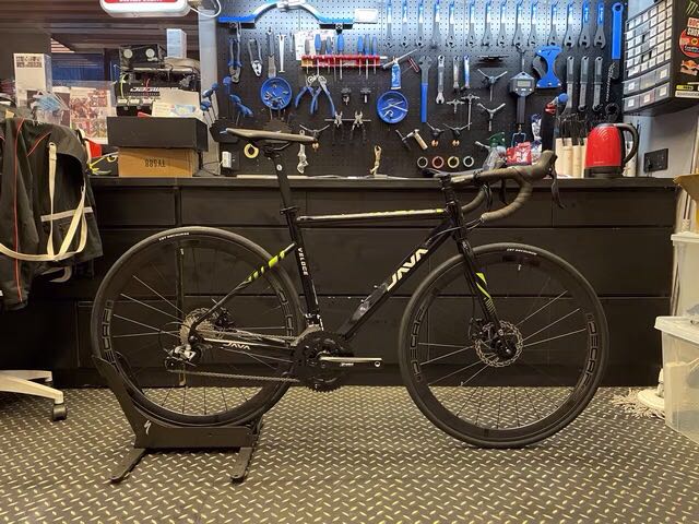 2021 最新款 JAVA VELOCE2 18速 碟剎 走內綫 鋁合金 公路車 送水架前後蛙燈, 運動產品, 單車及配件, 單車 ...