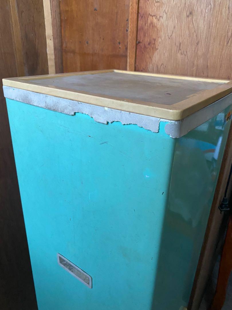 50kg Rice Dispenser, Furniture & Home Living, Furniture, Shelves ...