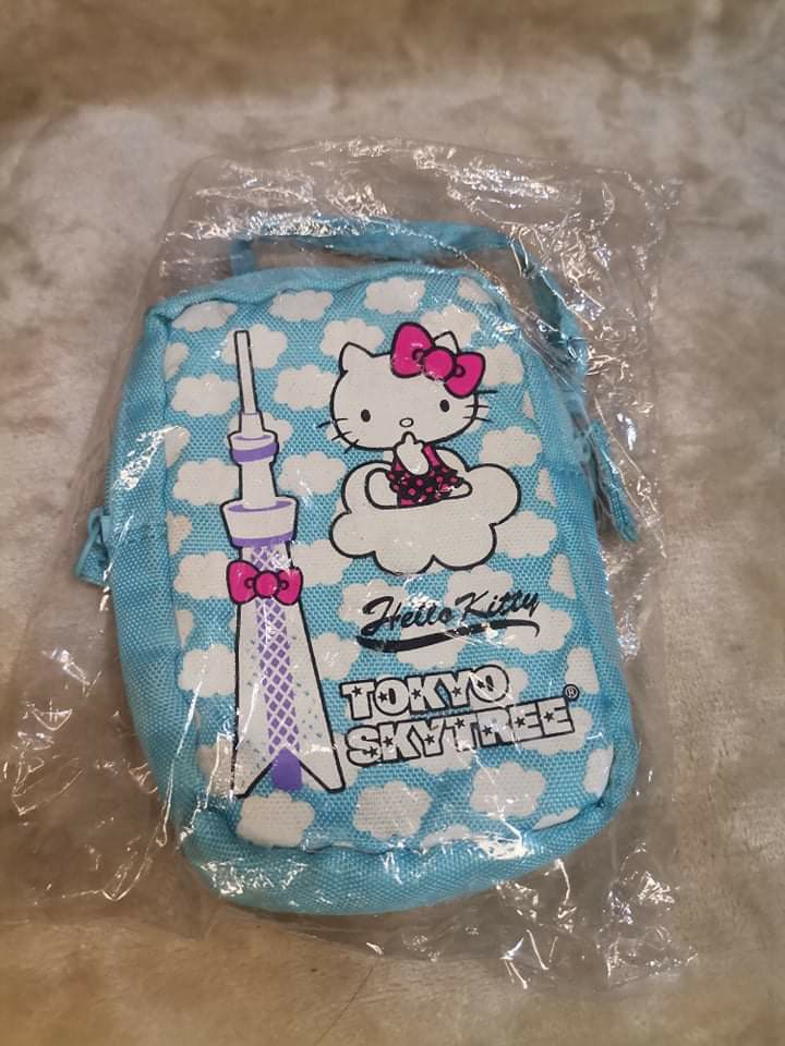 Hello Kitty Skytree, Women's Fashion, Bags & Wallets, Purses & Pouches ...