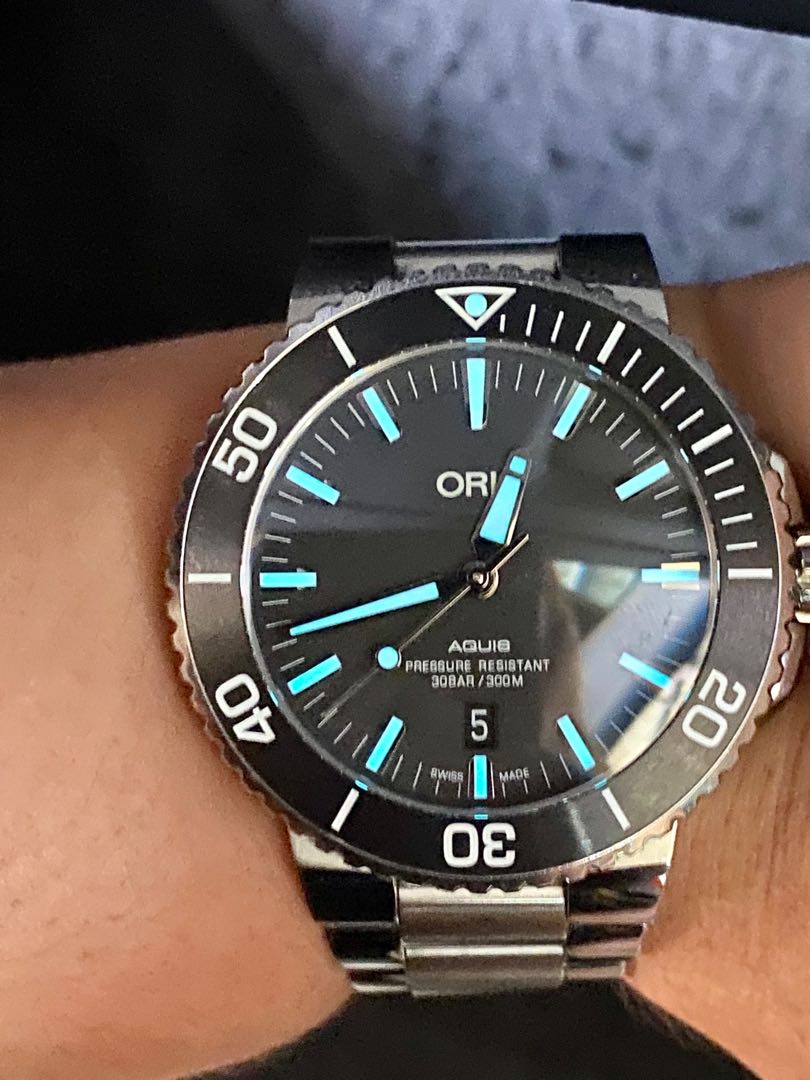 Oris Aquis, Luxury, Watches on Carousell