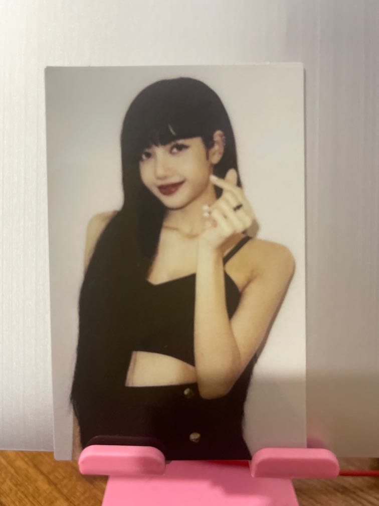 Rare Official Lisa Photocard - Blackpink, Hobbies & Toys, Memorabilia ...