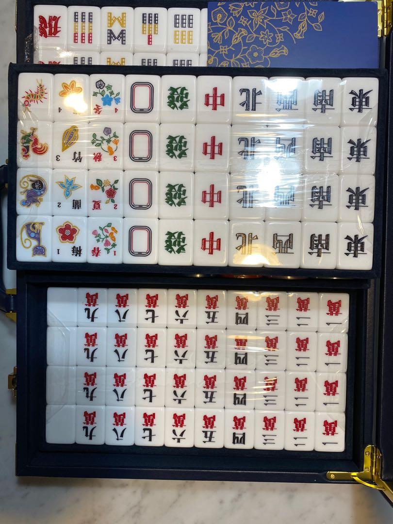SIA mahjong set 2021 limited edition SQ mahjong, Hobbies & Toys, Toys ...