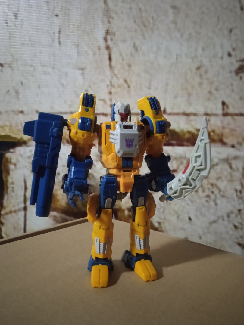 Transformers Titans Return Weirdwolf/Wolfwire, Hobbies & Toys, Toys ...