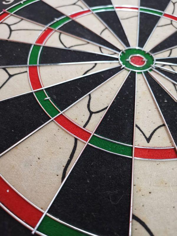 Used dart board, Sports Equipment, Sports & Games, Billiards & Bowling ...