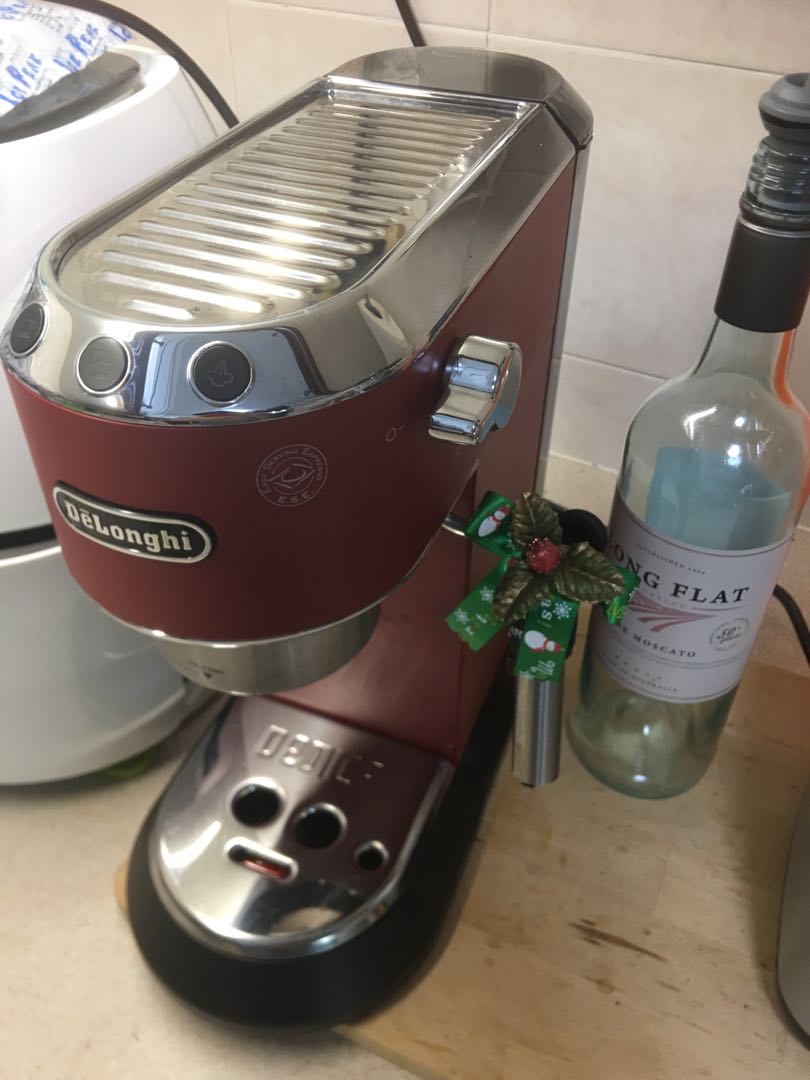 Delonghi EC685 Red Coffee machine, TV & Home Appliances, Kitchen ...