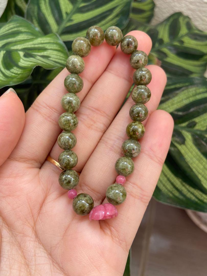 Green Garnet With Rhodonite 🌹, Women's Fashion, Jewelry & Organisers ...