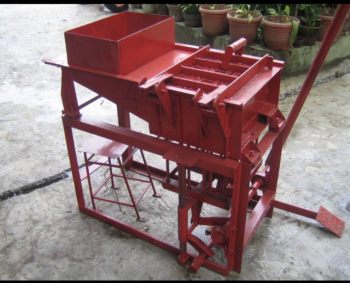 Hollow Block Machine, Commercial & Industrial, Construction Tools ...